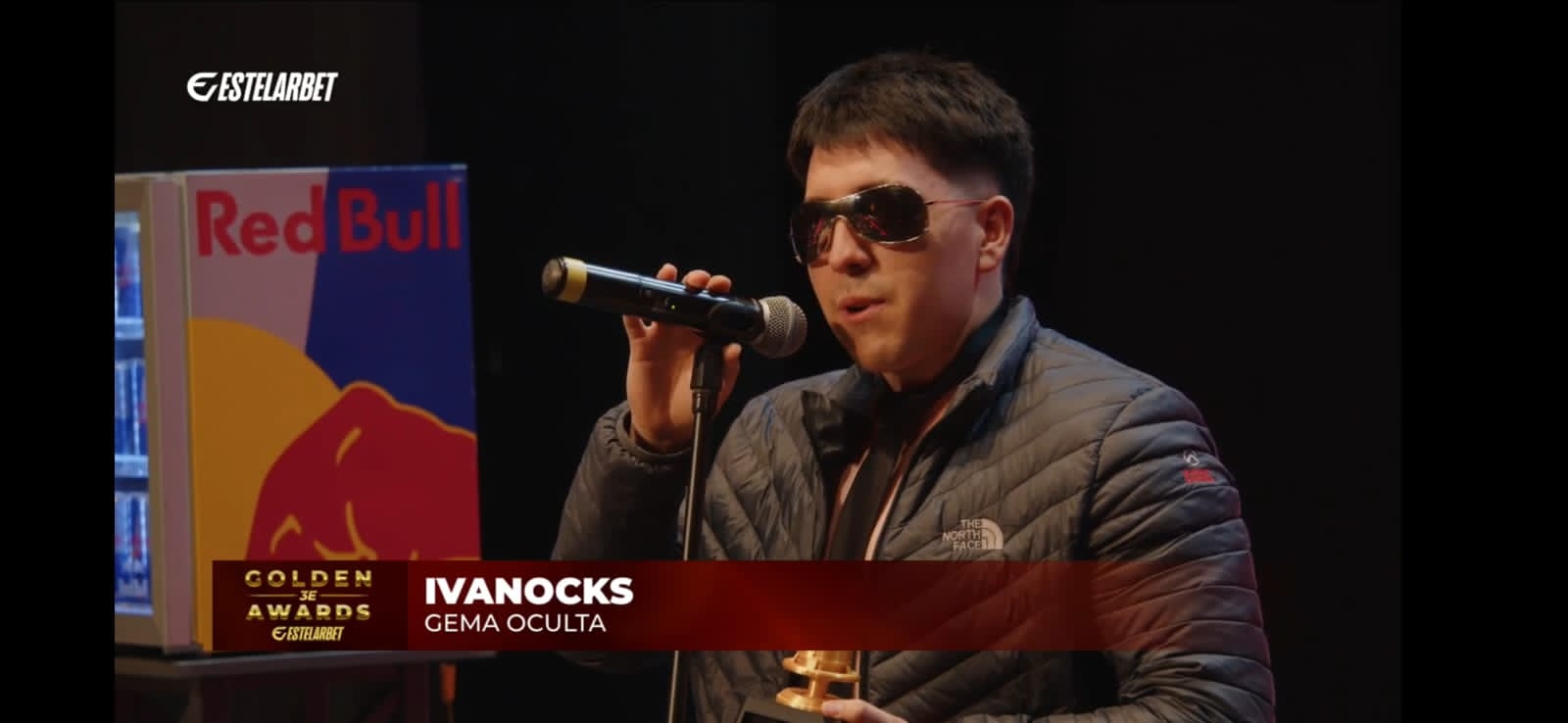 Iván Fernández, el ‘streamer’ renguino, recibe el galardón nacional ...